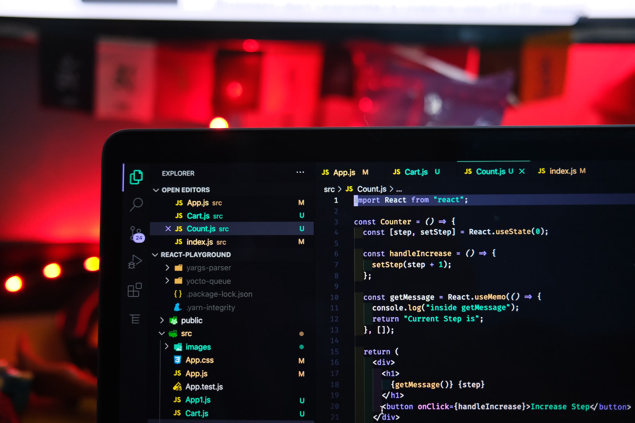 Decoupled multifrontends with Next.js and Drupal – Joao Garin